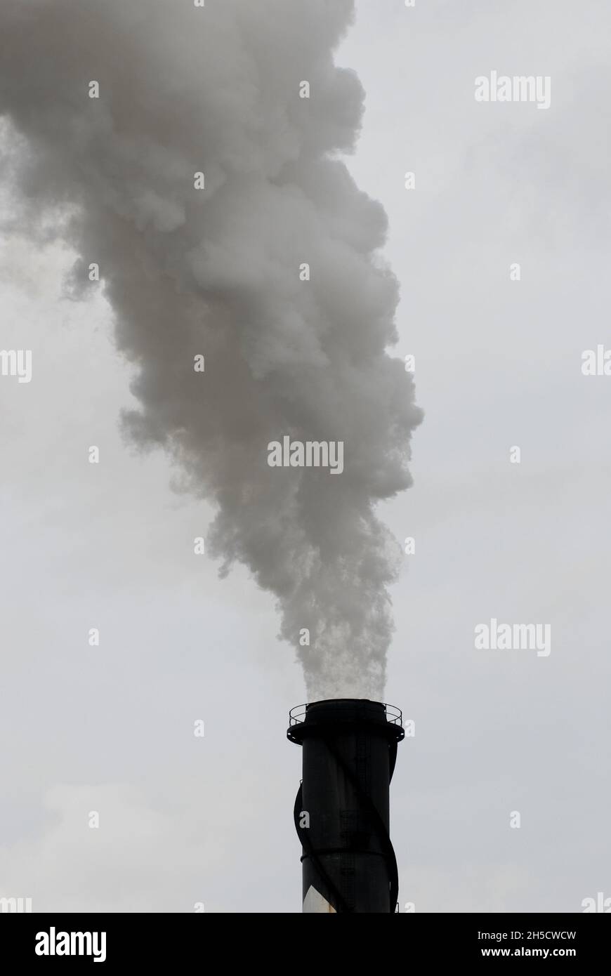 Chimneys with smoke column hi-res stock photography and images - Alamy