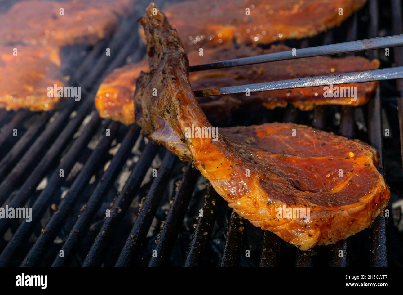 Beef steak cooked shot hi-res stock photography and images - Alamy