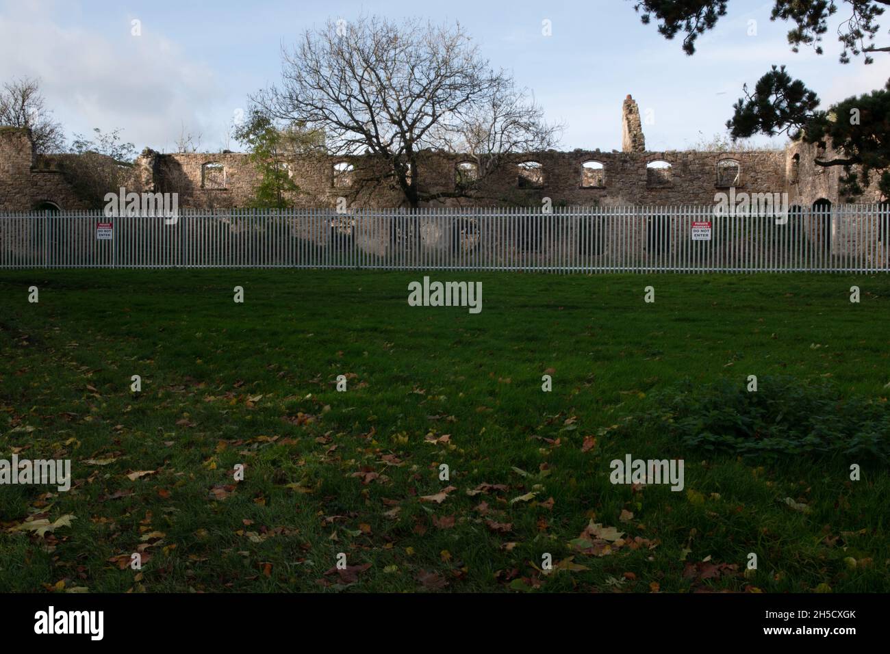 Chepstow mansion hi-res stock photography and images - Alamy