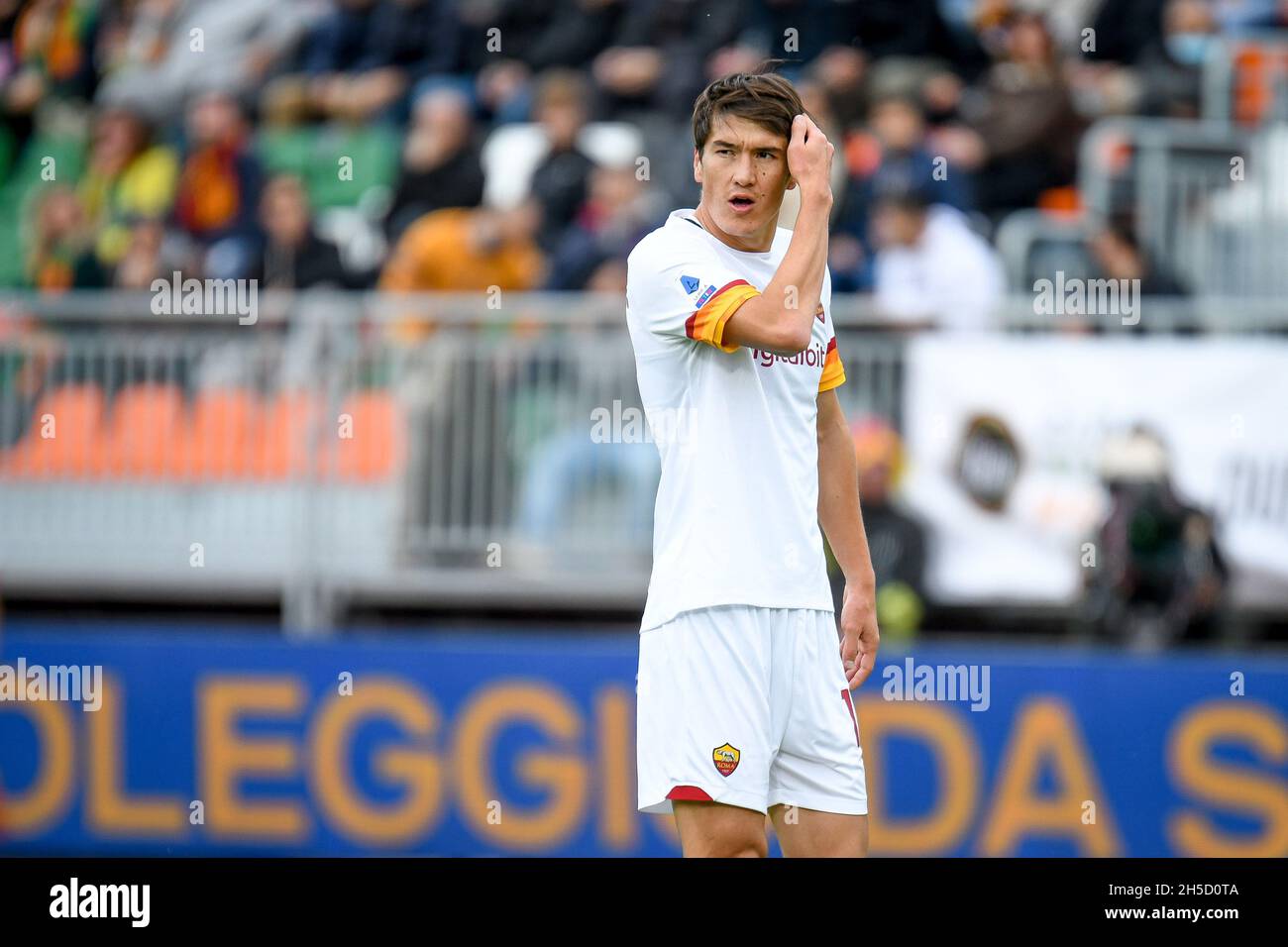 Venice, Italy. 07th Nov, 2021. Roma's Eldor Shomurodov portrait during ...