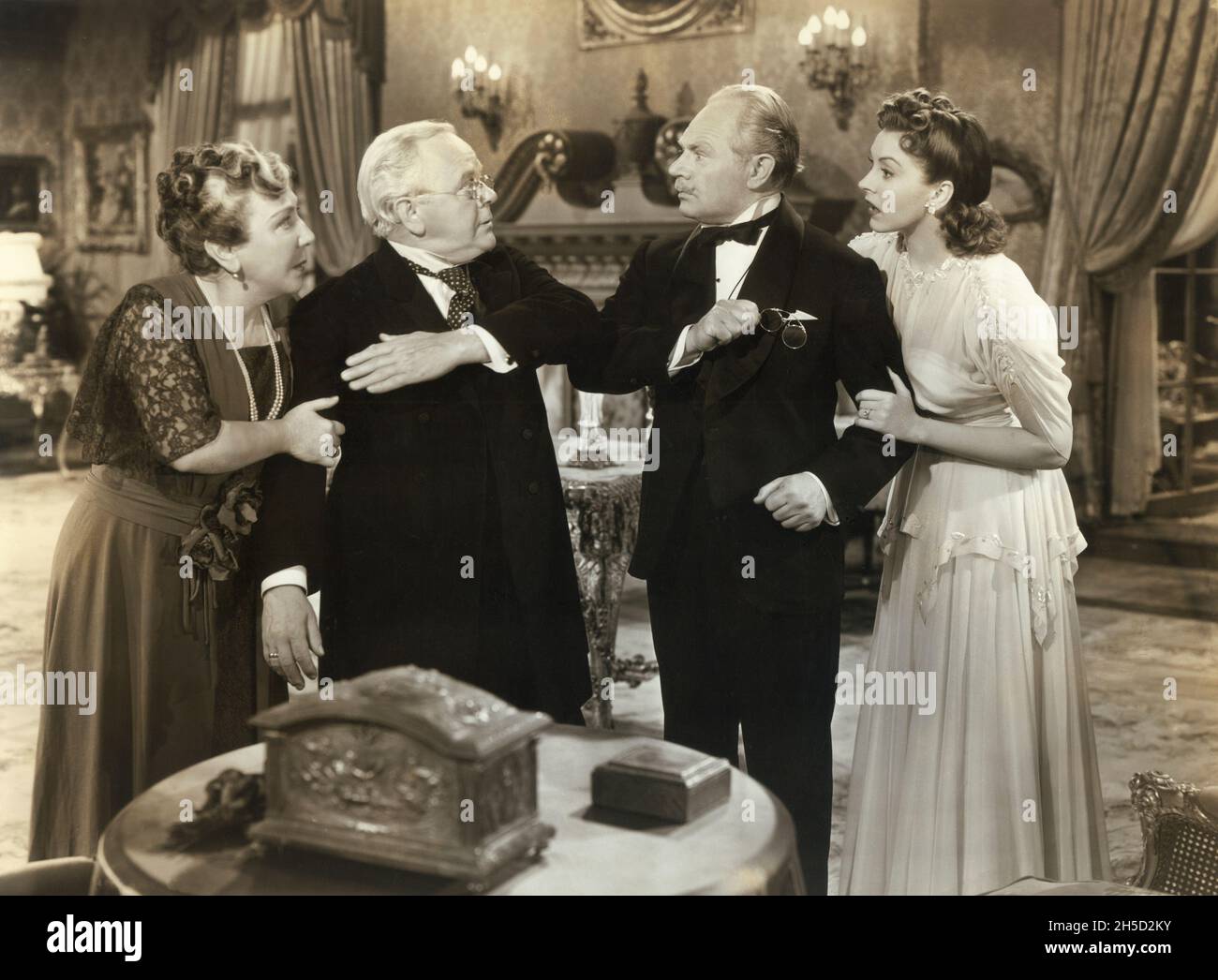 Ilka Gruning, Charles Winninger, Charlie Ruggles, Nancy Kelly, on-set of the Film, "Friendly ...