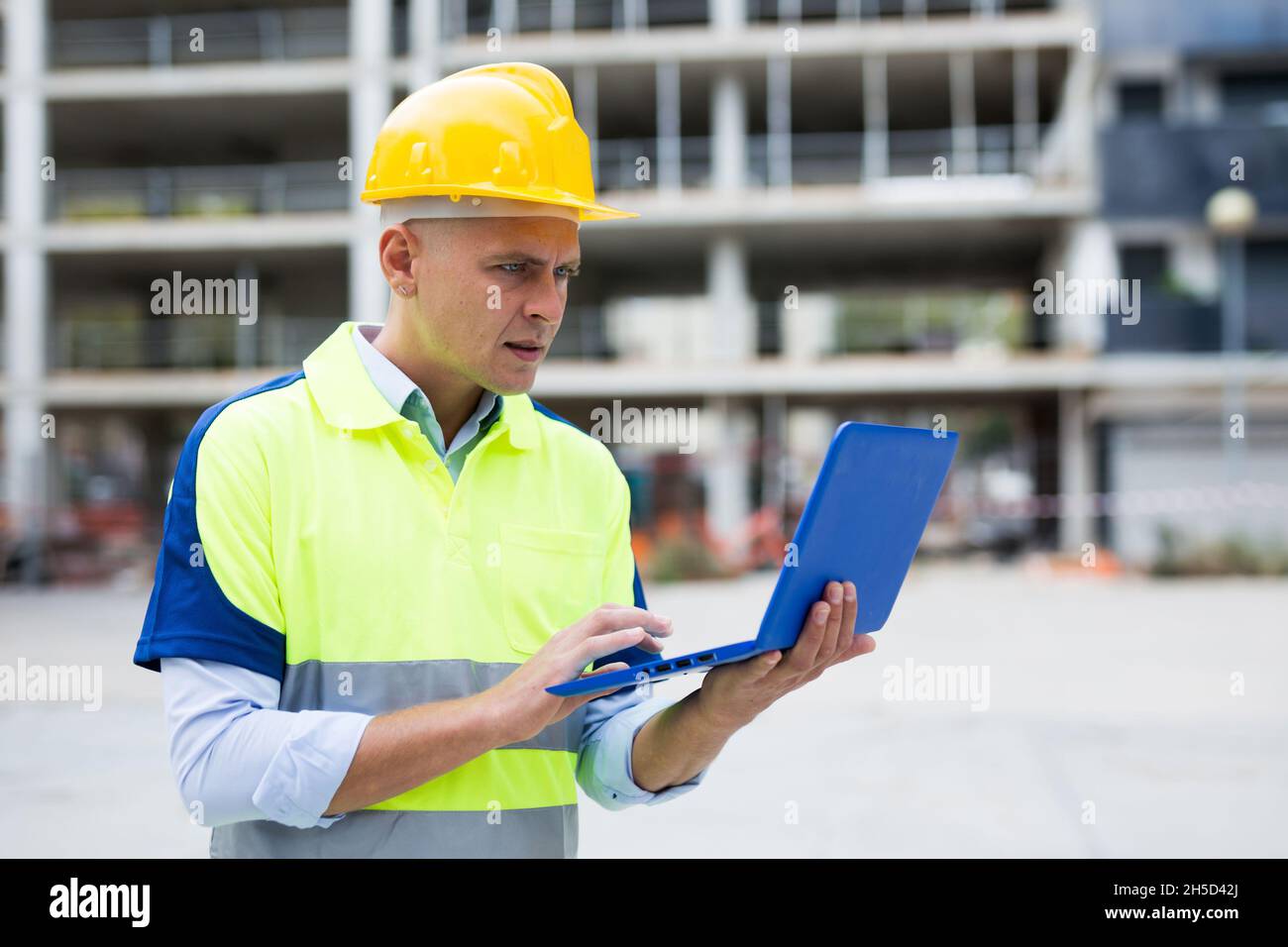 Construction progress monitoring hi-res stock photography and images ...