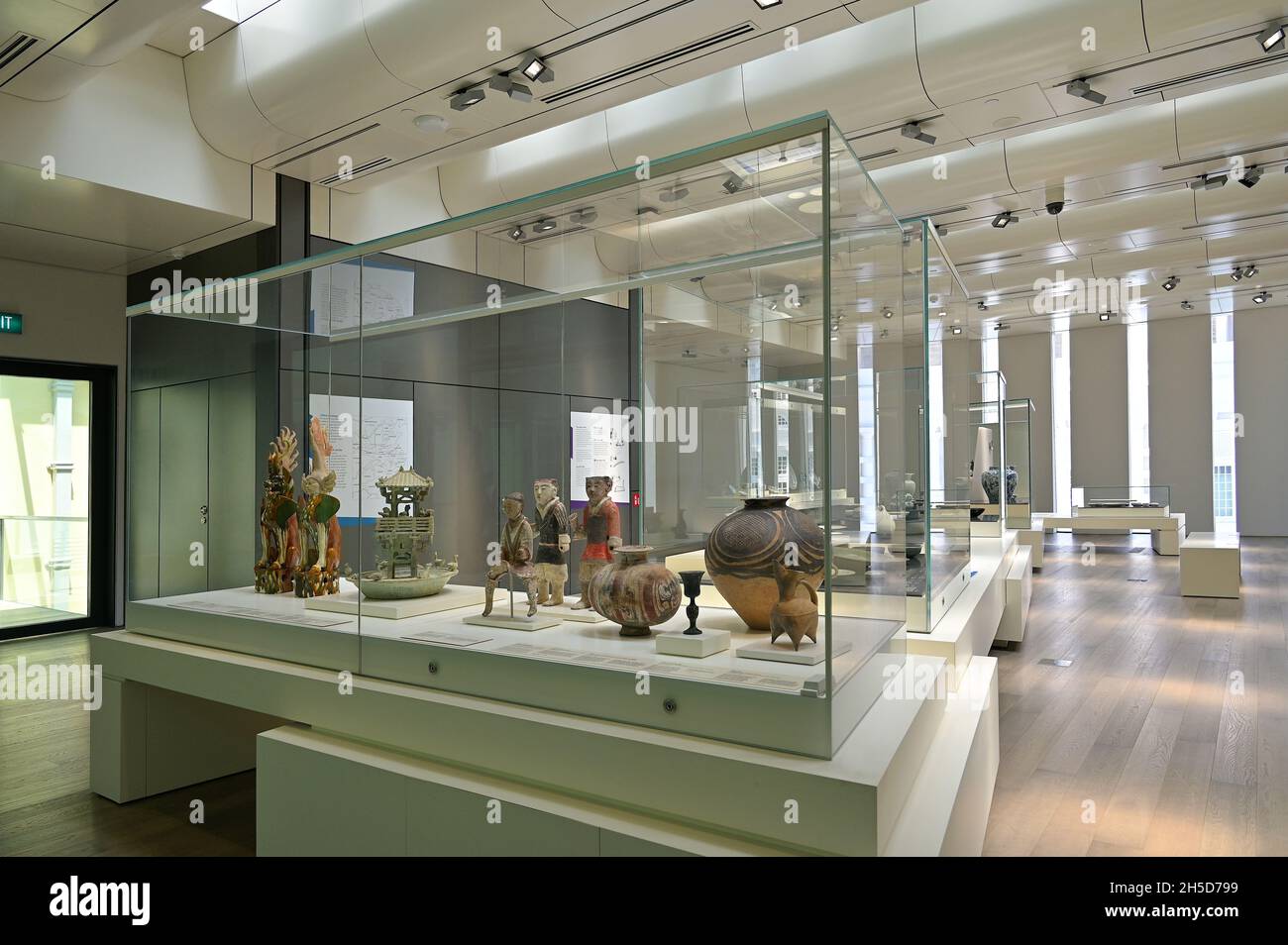Exhibition of Chinese ceramics from the Neolithic period through the ...