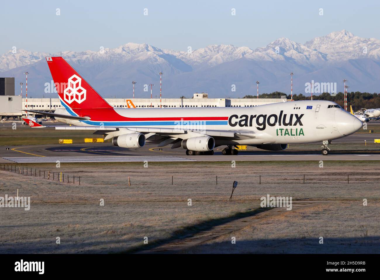 Cargolux logo hi-res stock photography and images - Alamy