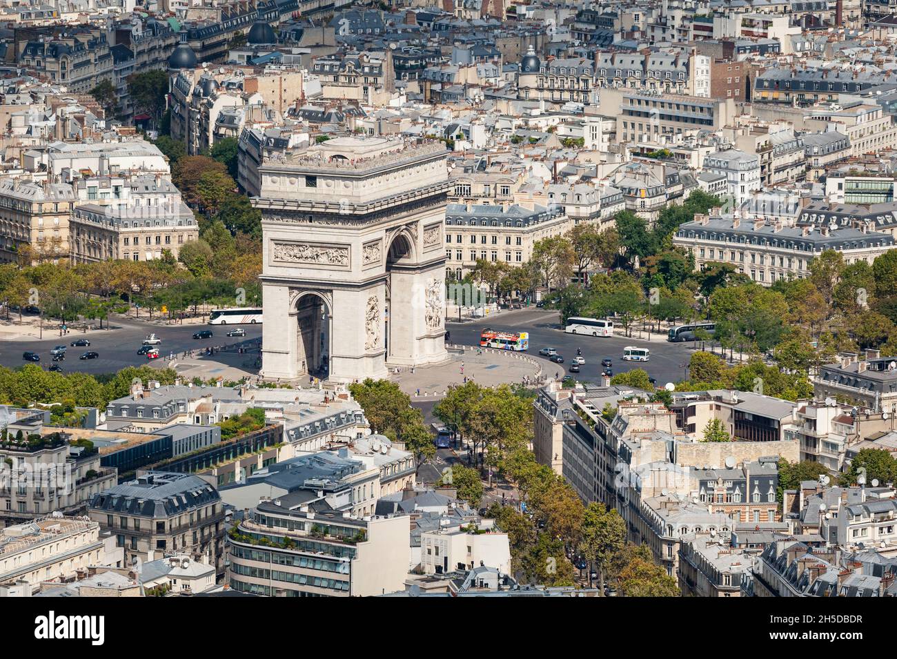 Vintage view of arc de triomphe hi-res stock photography and images - Alamy