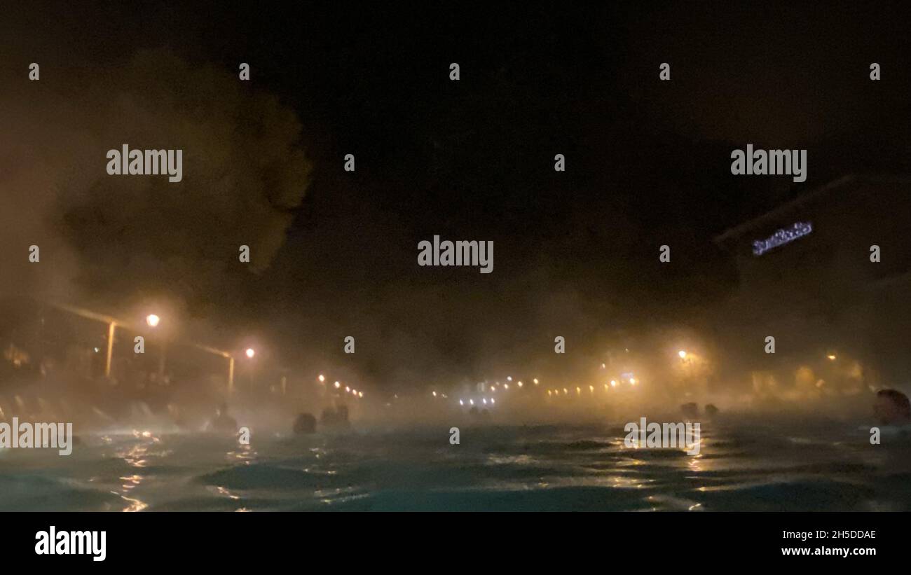 Glenwood Hot Springs - the worlds Largest mineral hot spring pool Stock ...