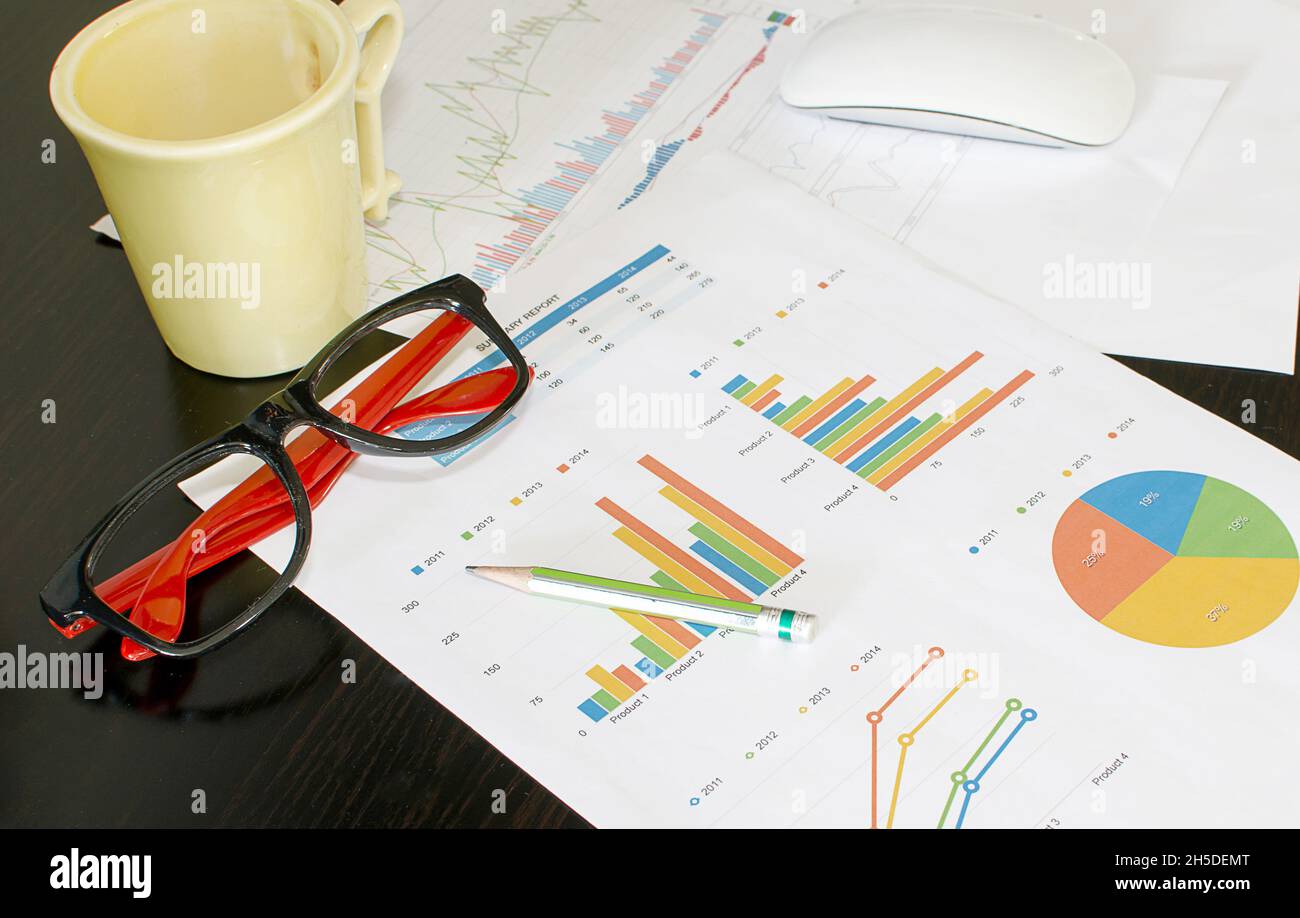 Growth workplace hi-res stock photography and images - Alamy