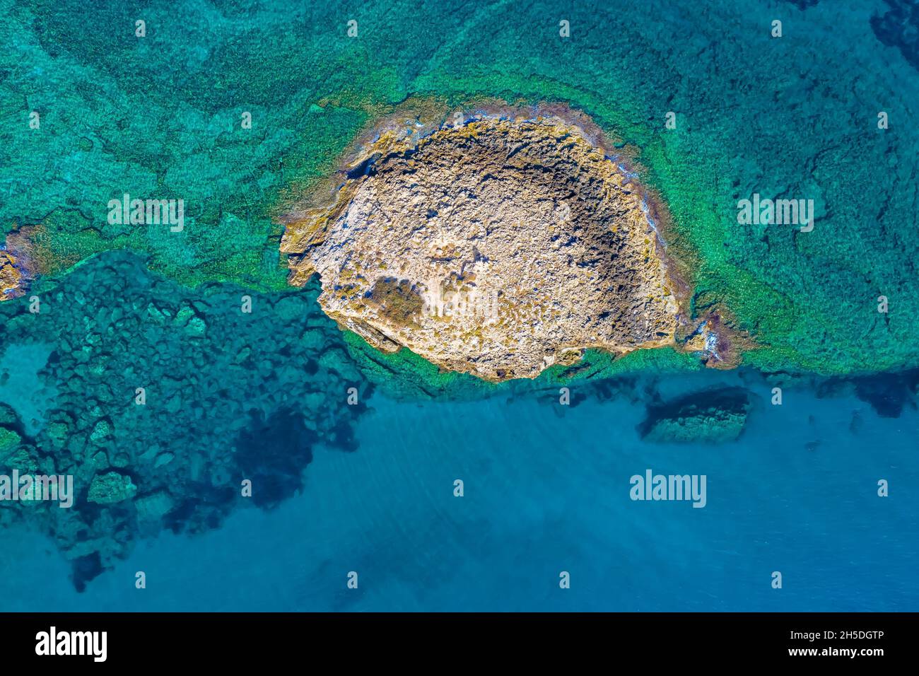 Anissaras auf Kreta aus der Luft | Town Anissaras on Crete from above ...