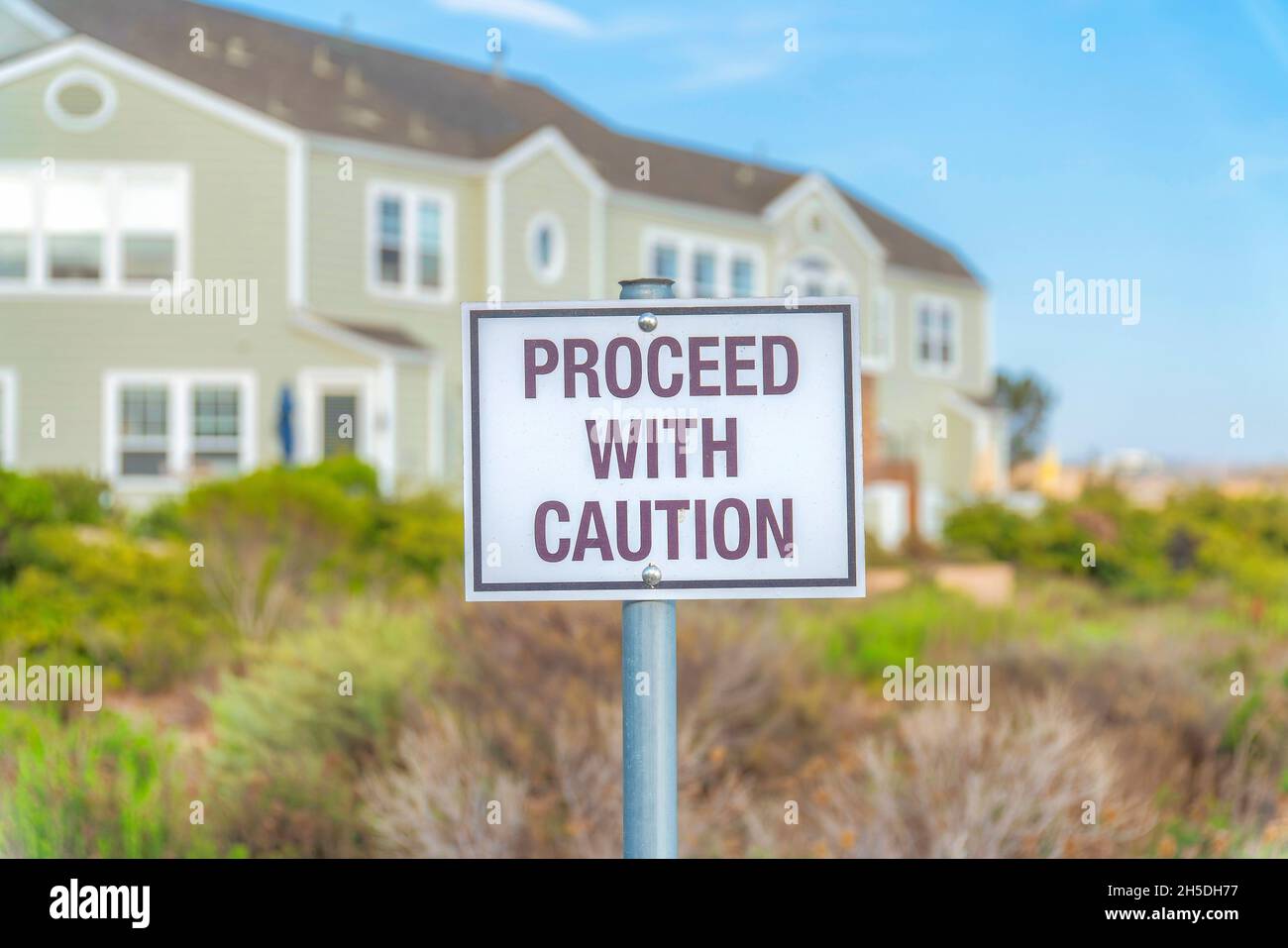 Proceed with caution sign hi-res stock photography and images - Alamy