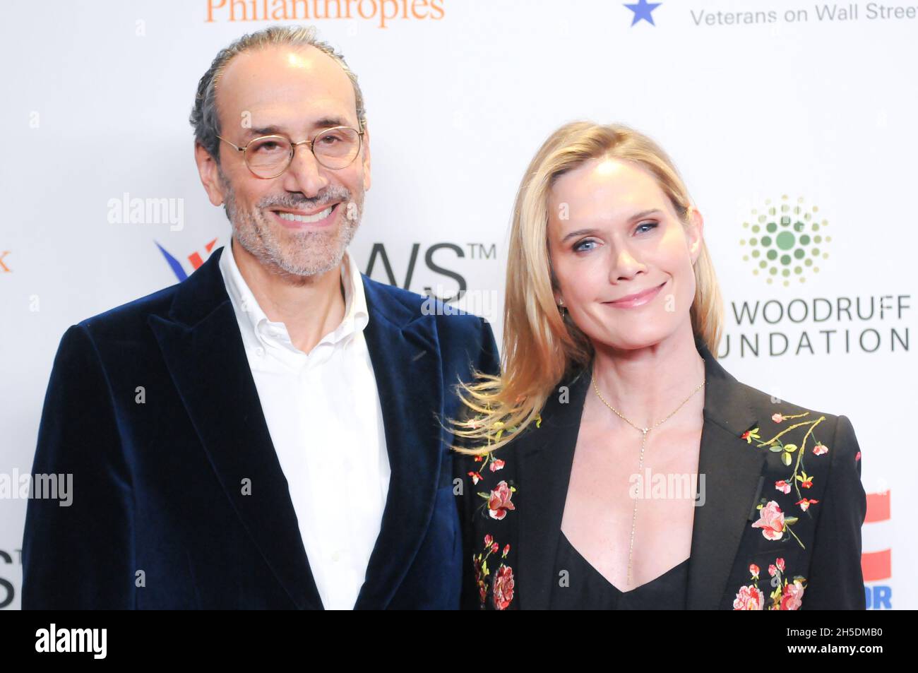 New York, United States. 08th Nov, 2021. Dan Benton and Stephanie March ...