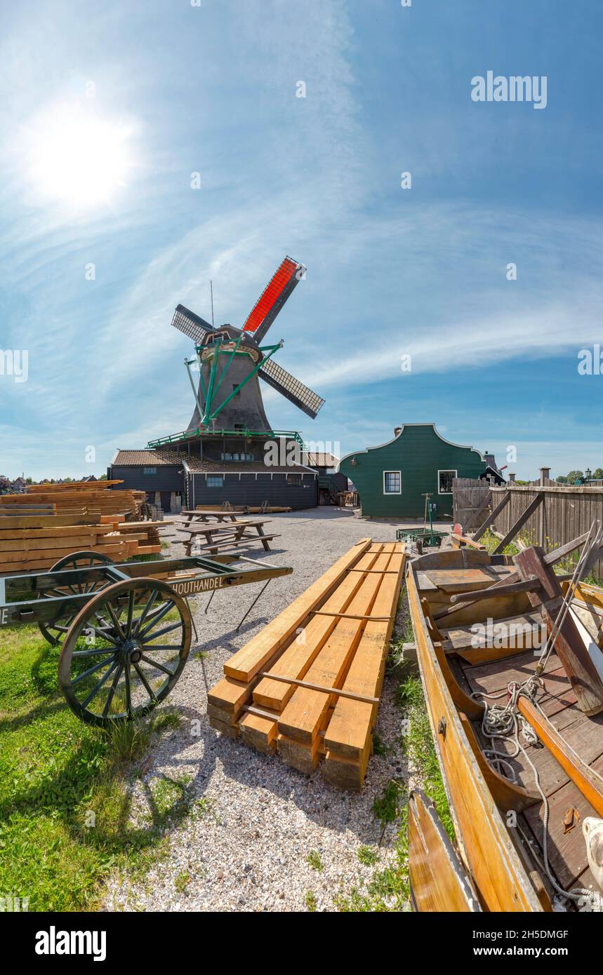 Sawmill called Het Jonge Schaap *** Local Caption *** Zaandam, Noord ...