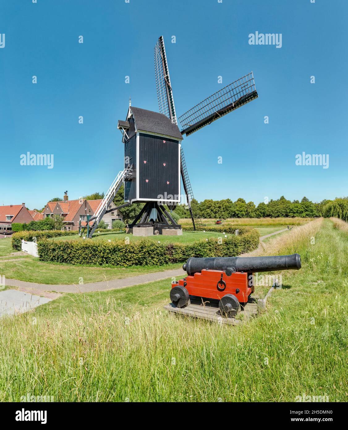 Historic vliegend hert windmill hi-res stock photography and images - Alamy