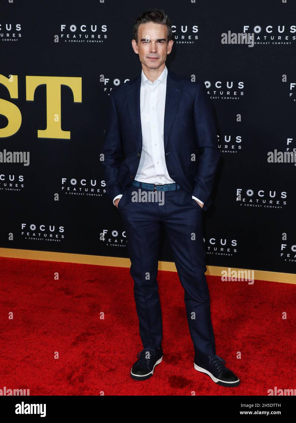 LOS ANGELES, CALIFORNIA, USA - NOVEMBER 08: Actor Christopher Gorham ...