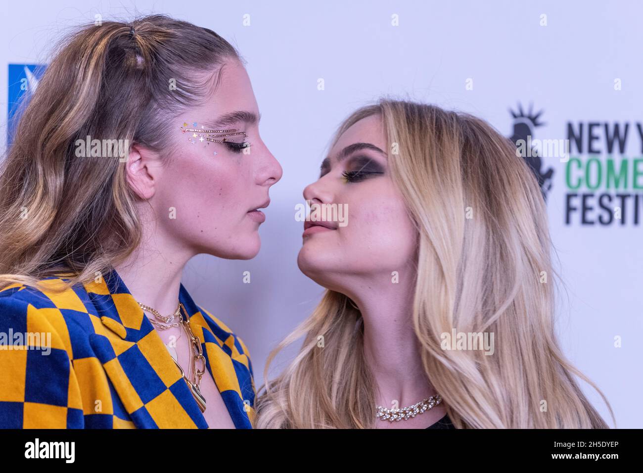 New York, NY - November 8, 2021: Grace Gaustad and Katie Kelly attends ...