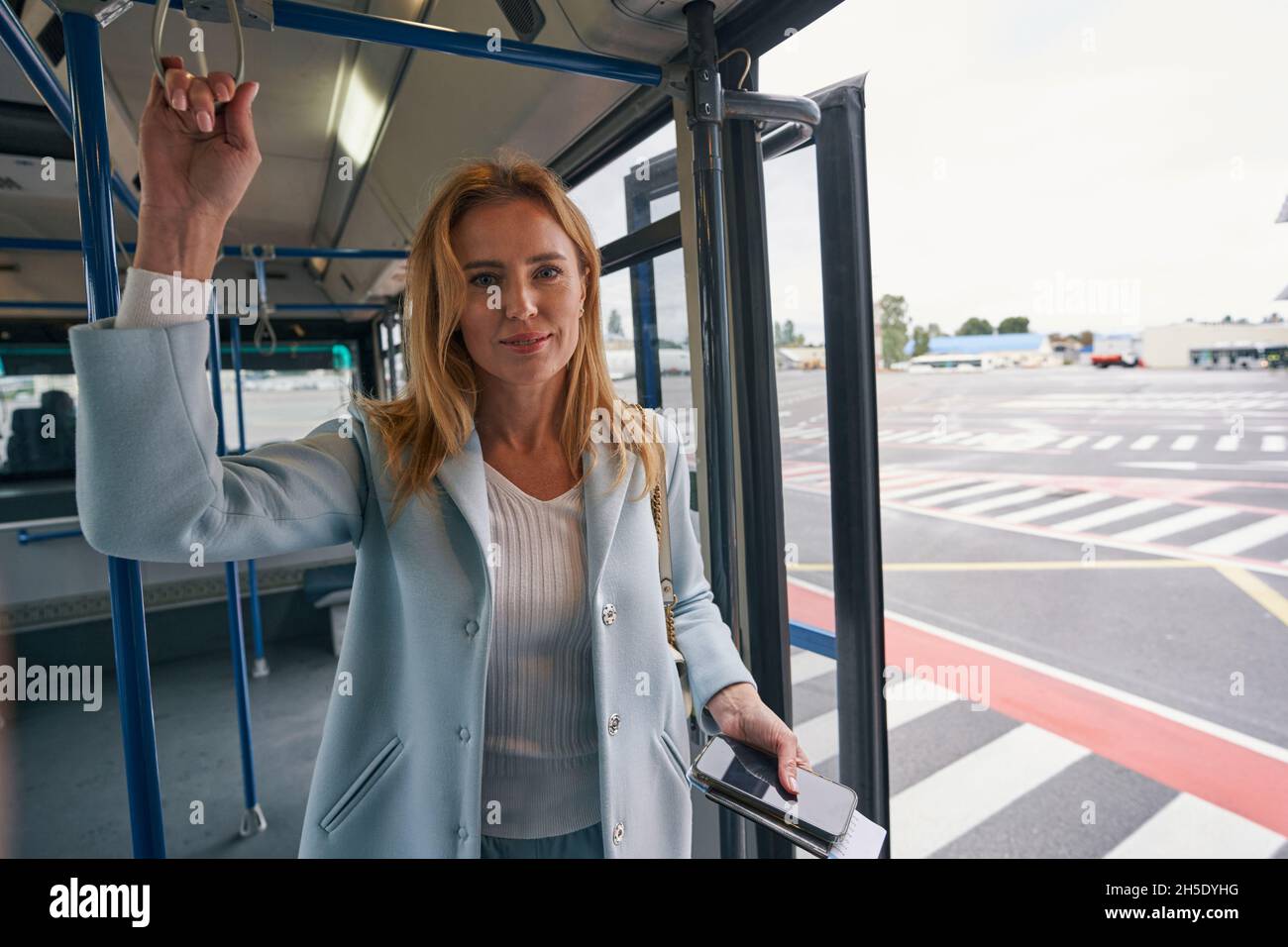 Straphanger hi-res stock photography and images - Alamy