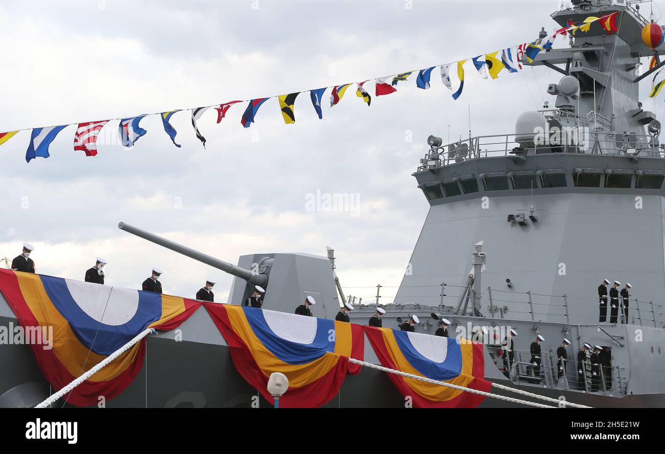 09th Nov, 2021. New frigate launched Navy sailors pay silent tribute to ...