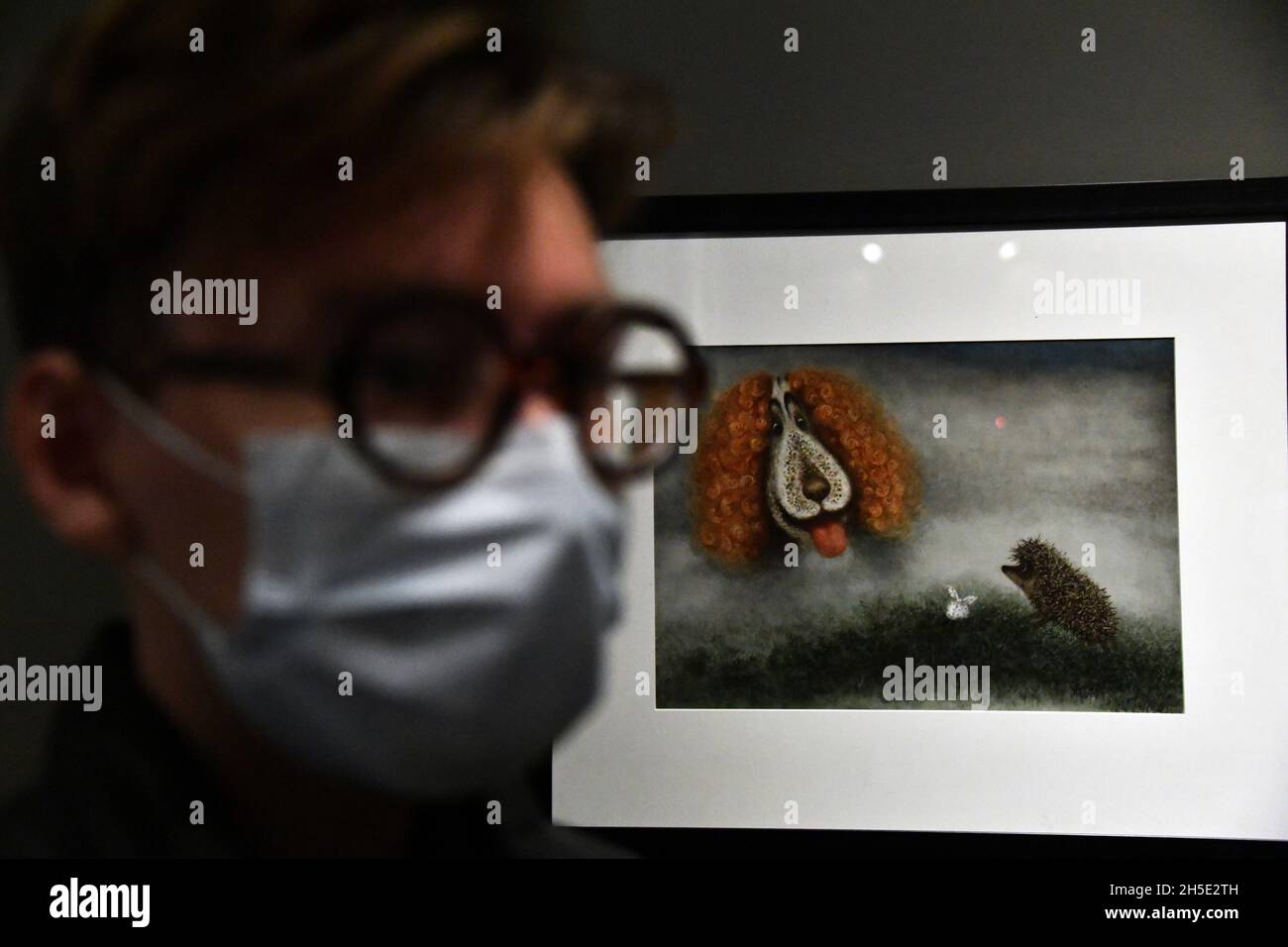 Press preview of the exhibition "Snow on the Grass" by director ...