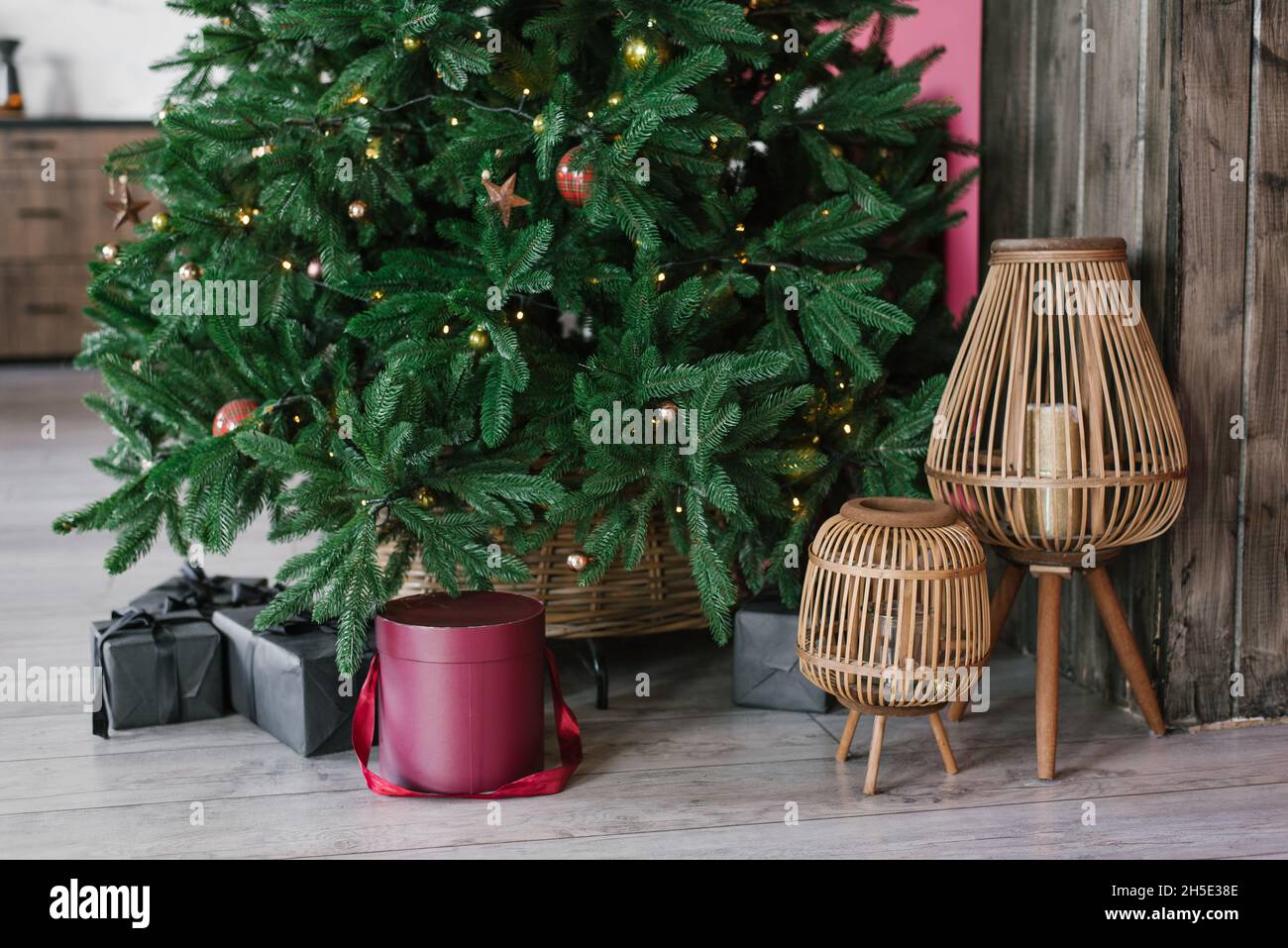 Boxes under hi-res stock photography and images - Alamy