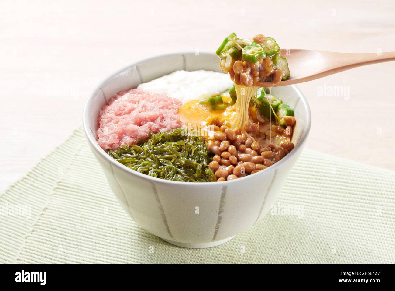 Japanese tororo hi-res stock photography and images - Alamy