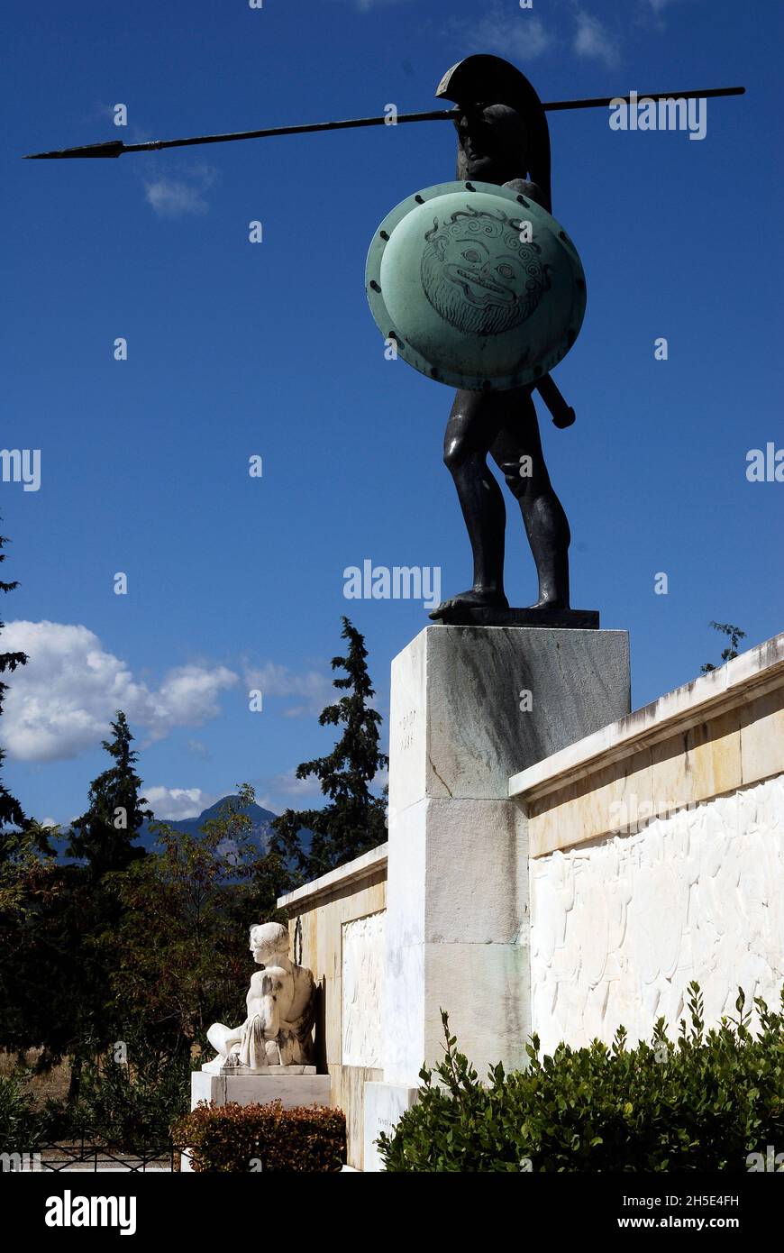 Greece Battle of Thermopylae Leonidas monument Stock Photo - Alamy