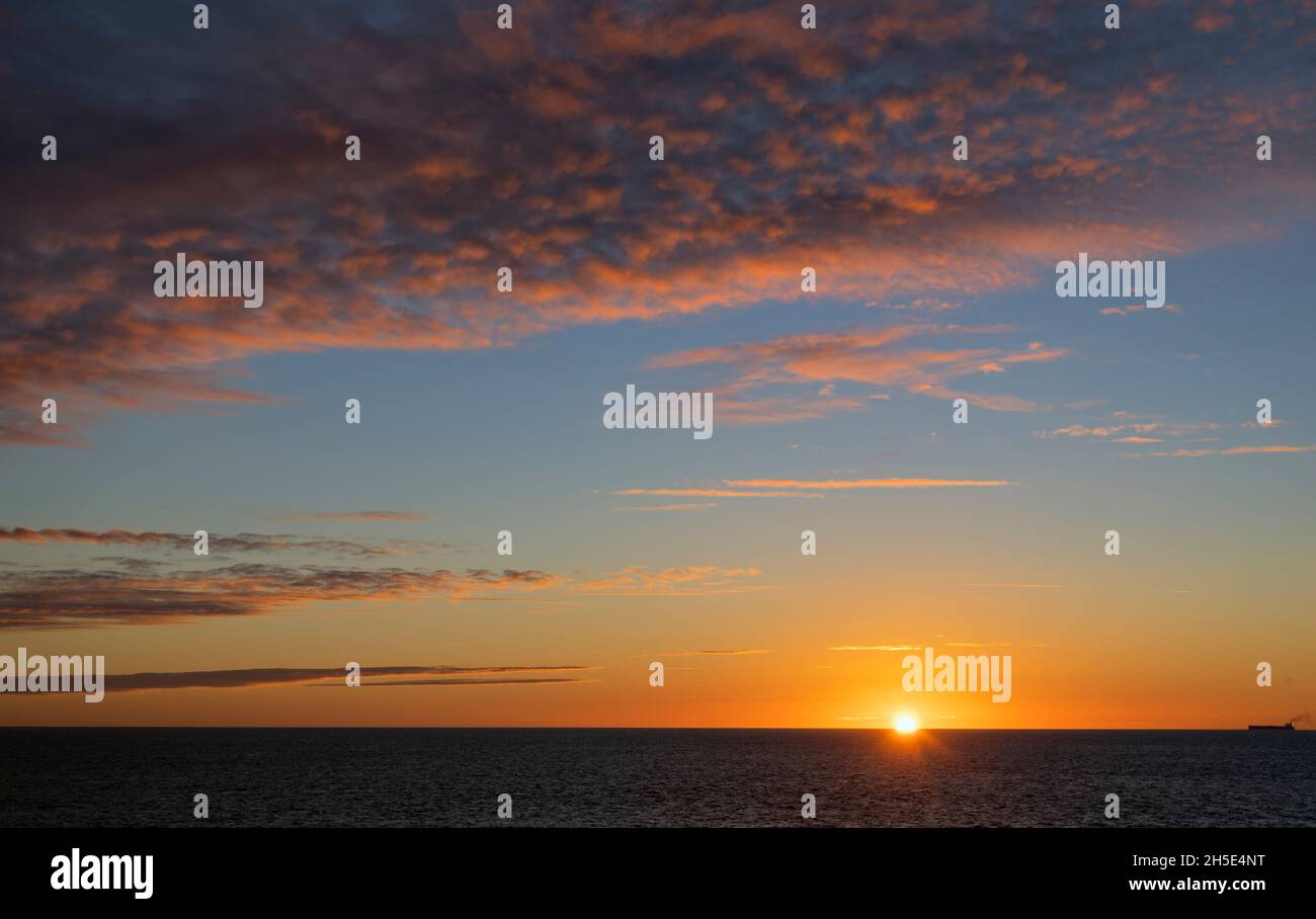 The solent, southampton uk hi-res stock photography and images - Alamy