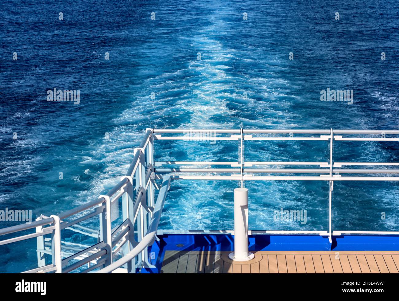 Sky princess wakeview hi-res stock photography and images - Alamy
