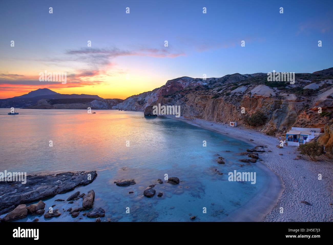 Milos greece hi-res stock photography and images - Alamy