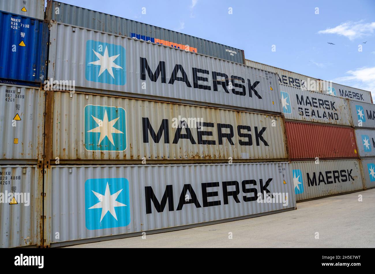 Containers container loading station hi-res stock photography and ...