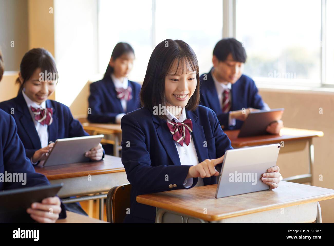Japanese school students in the classroom Stock Photo - Alamy