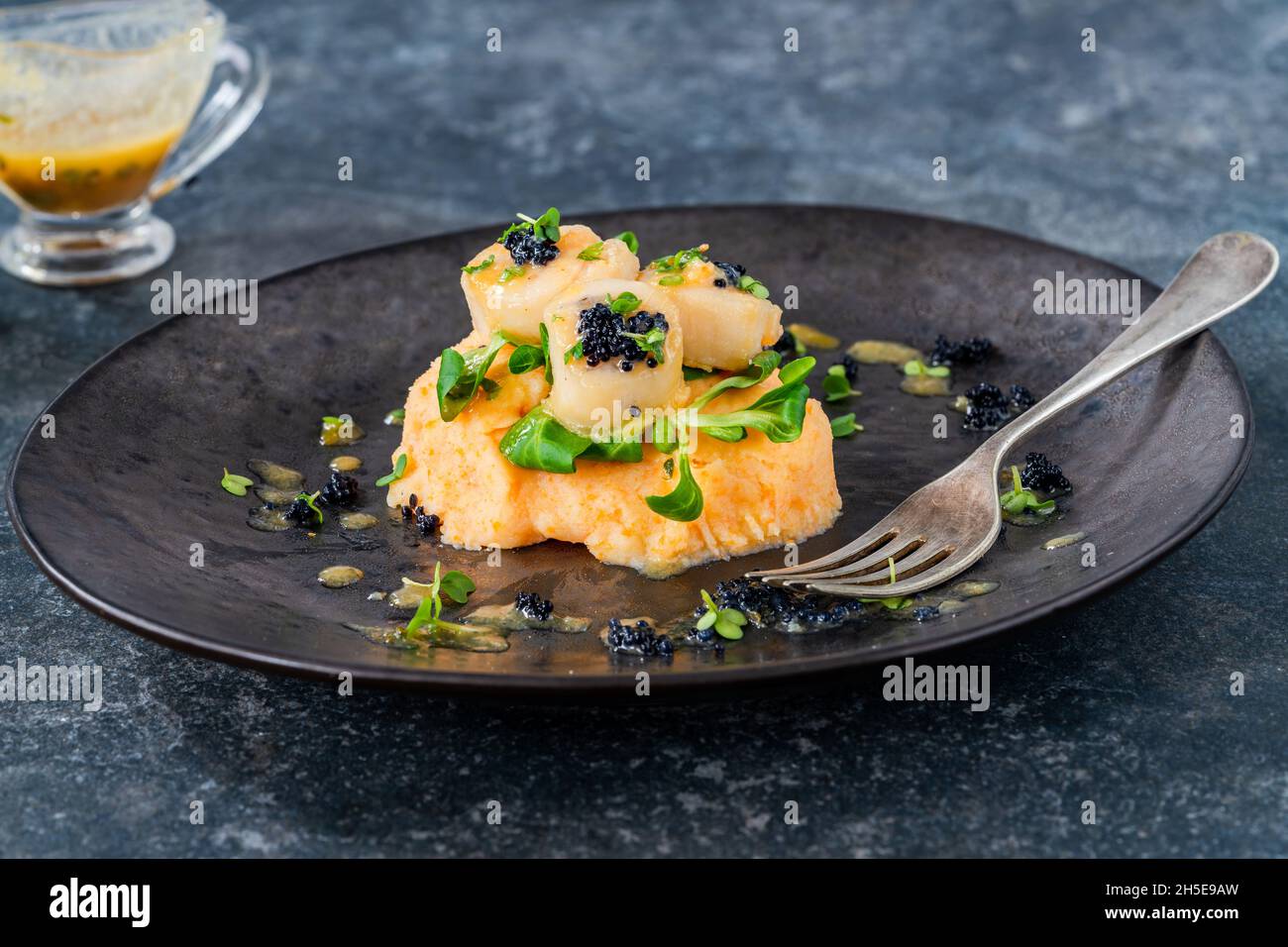 Scallops with butternut squash mash, caviar and lime and butter sauce ...