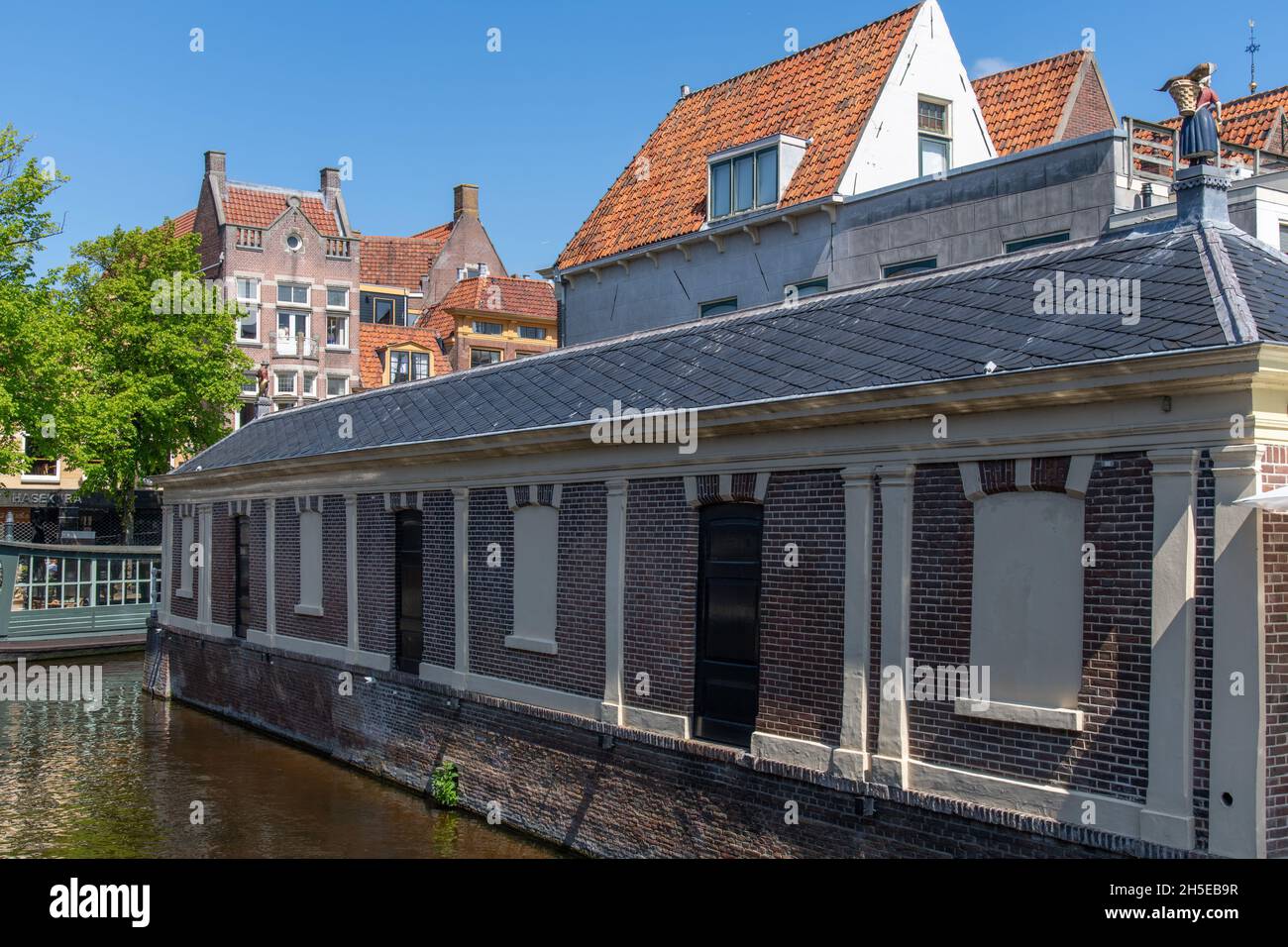 Medieval fish market hi-res stock photography and images - Alamy