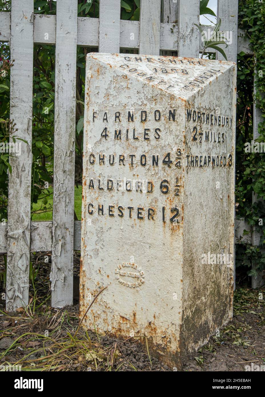 Historic road signs hi-res stock photography and images - Alamy