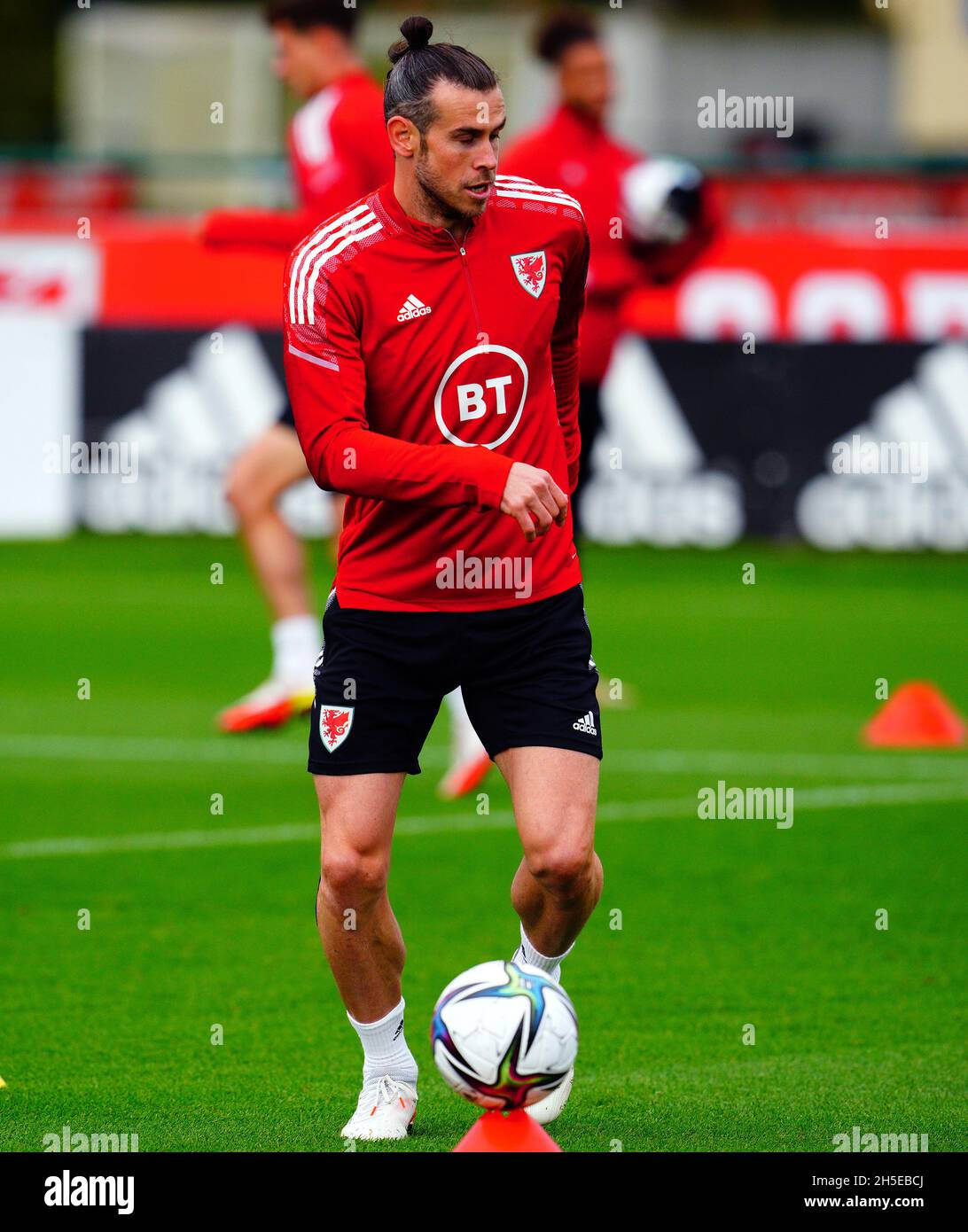 Gareth bale of wales hi-res stock photography and images - Alamy