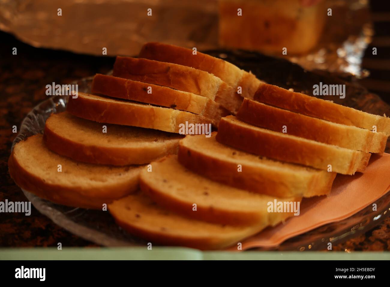 Sliced white bread lies hi-res stock photography and images - Alamy