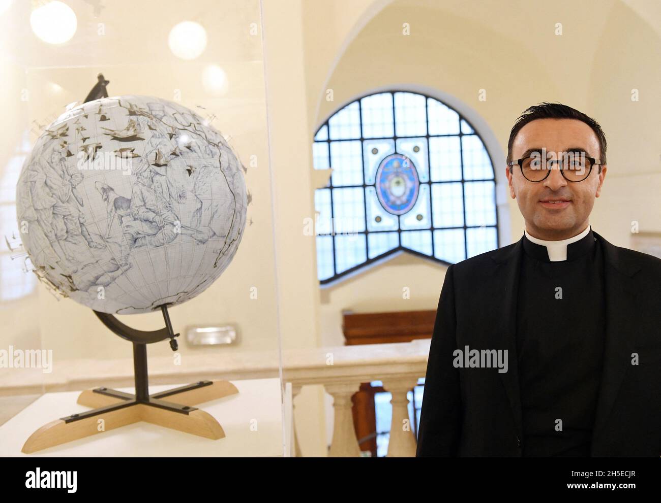 Don Giacomo Cardinali, Vatican Apostolic Library superintendent of the ...