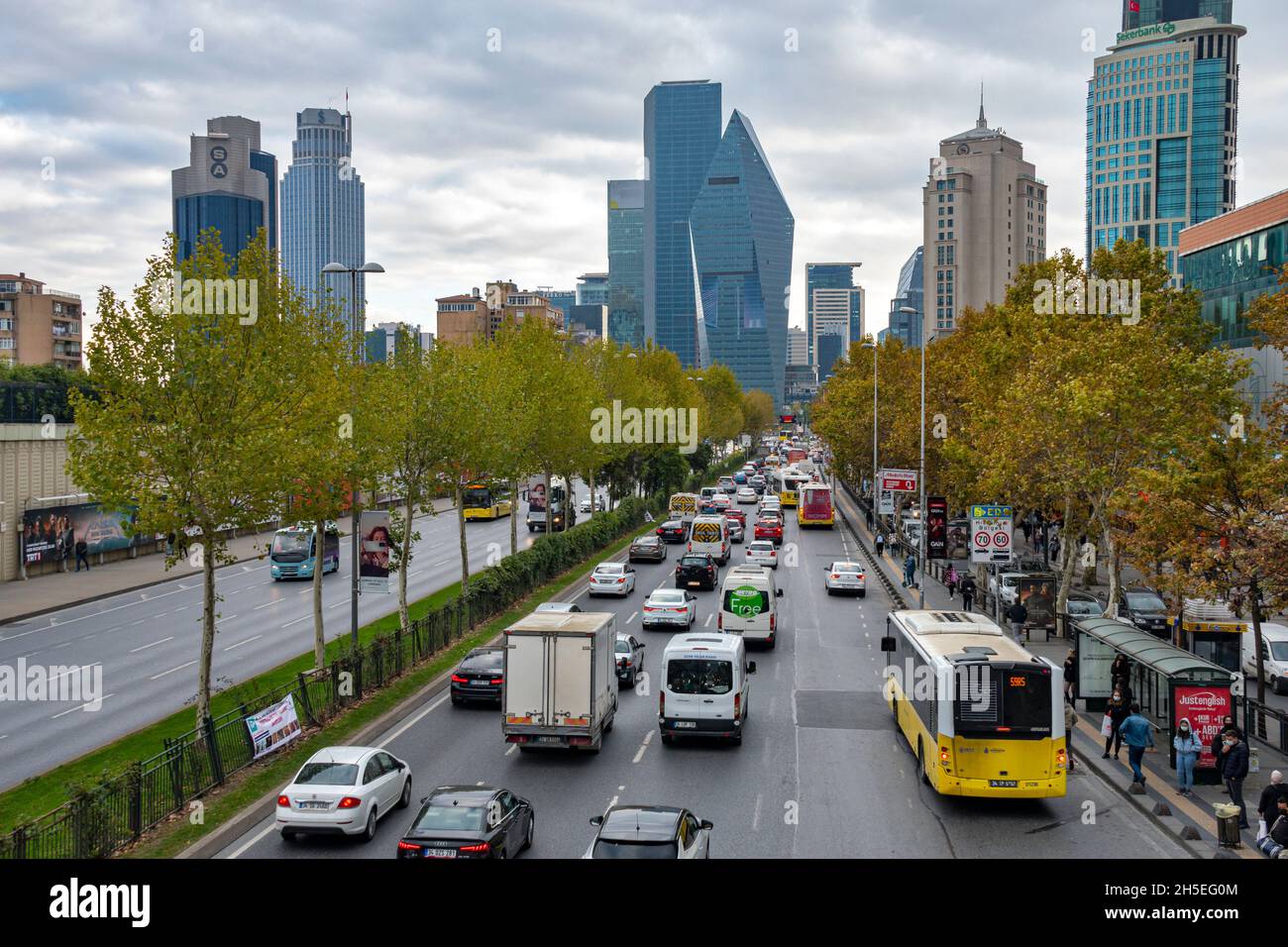 Heavy Traffic in Istanbul, Turkey Stock Photo - Alamy