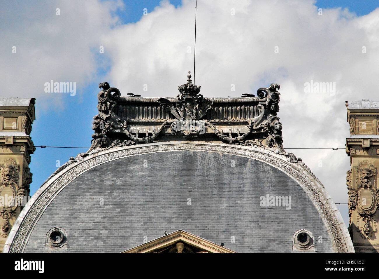 Louvre museum 1793 hi-res stock photography and images - Alamy