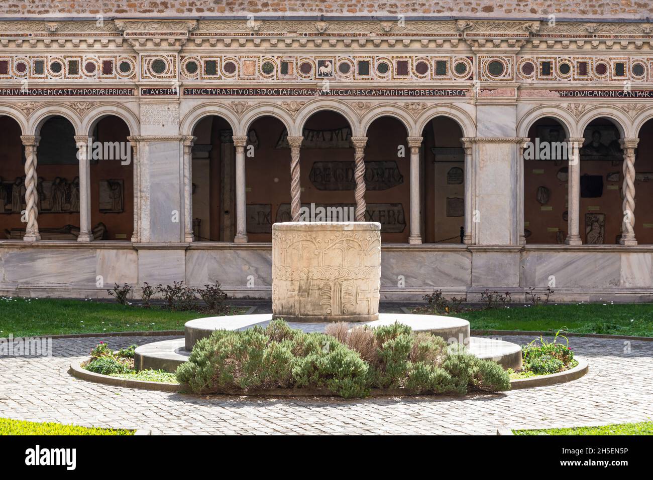 Medieval monastery hi-res stock photography and images - Alamy