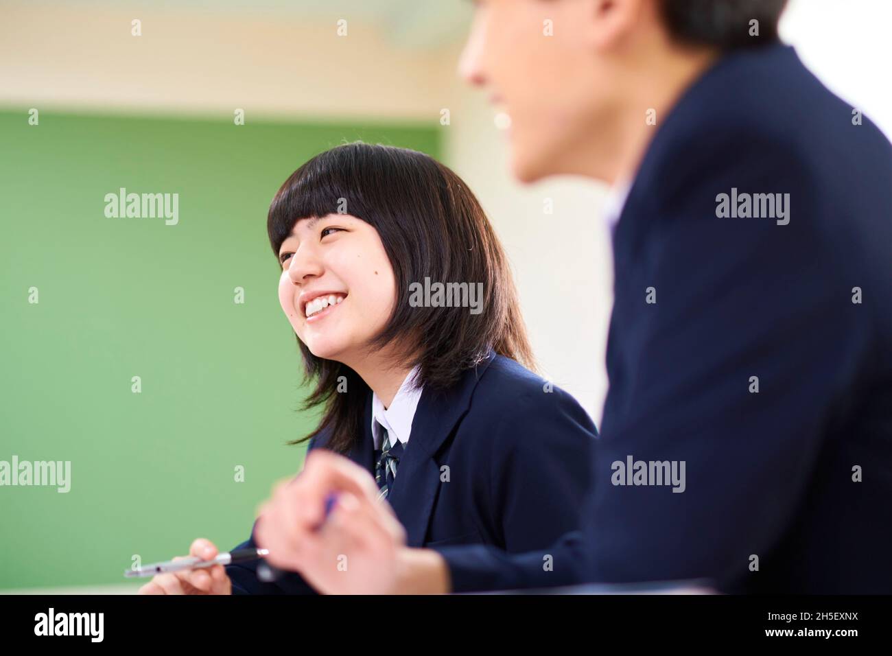 Japanese school students in the classroom Stock Photo - Alamy