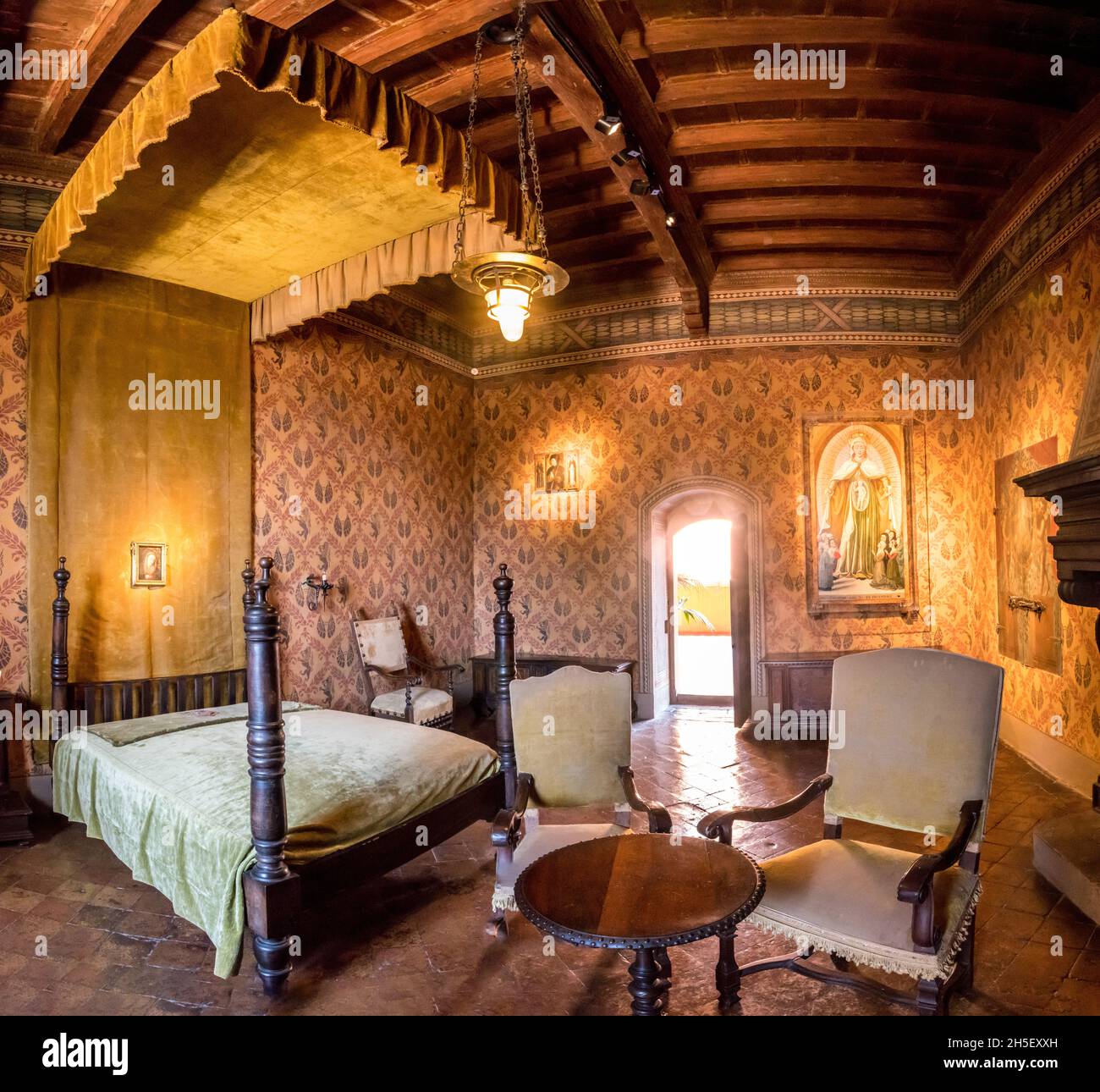 Paolo and Francesca Room (Dante Alighieri characters) in Gradara ...
