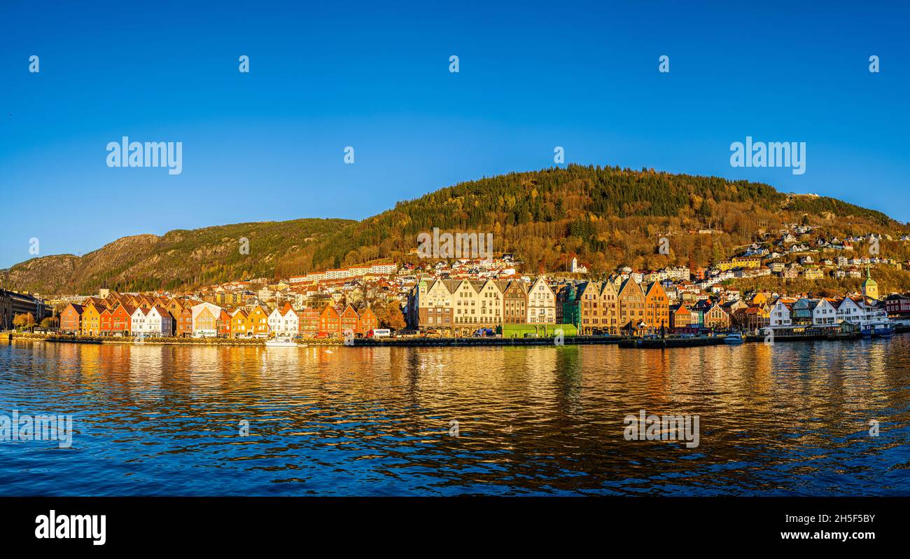 Autumn colours in Bergen, Western Norway at Bryggen Stock Photo - Alamy