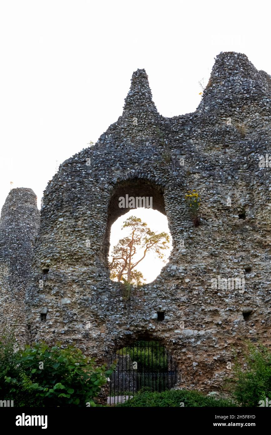 Odiham castle hi-res stock photography and images - Alamy