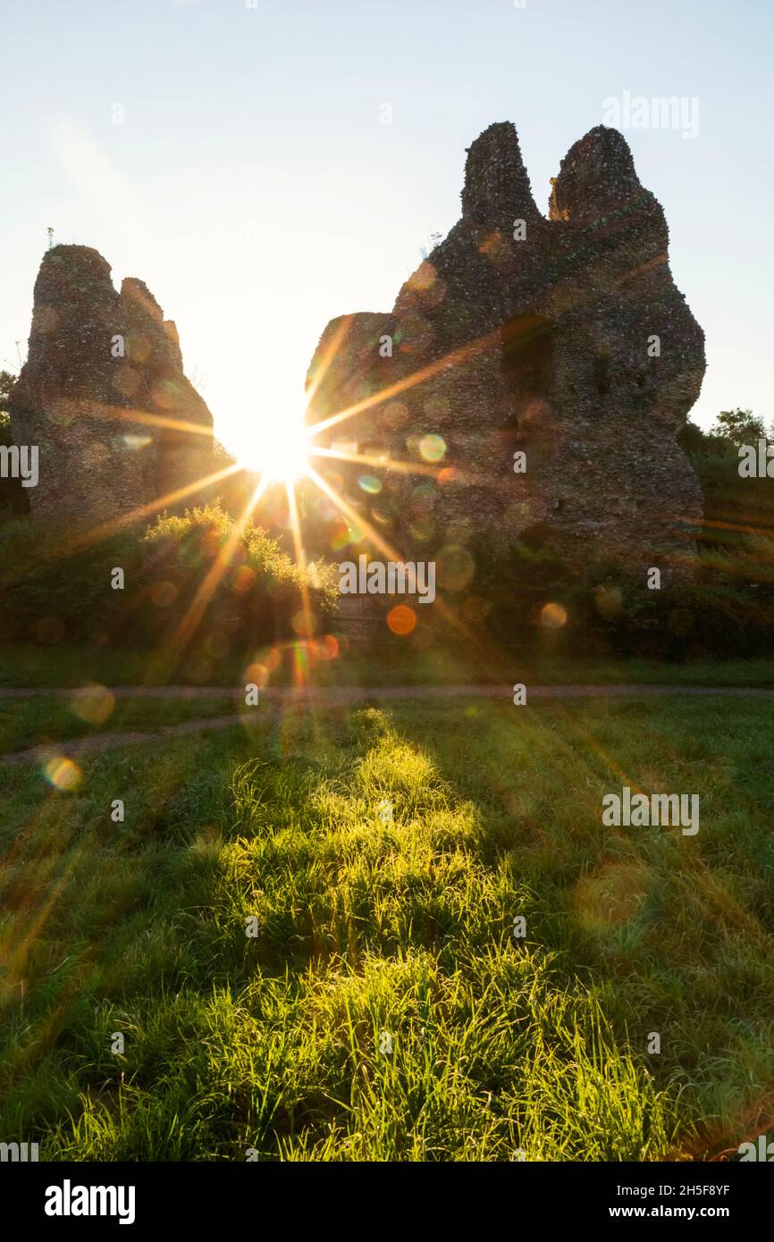 Odiham castle hi-res stock photography and images - Alamy