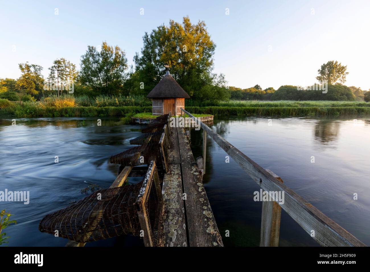 Test river stockbridge fishing hi-res stock photography and images - Alamy
