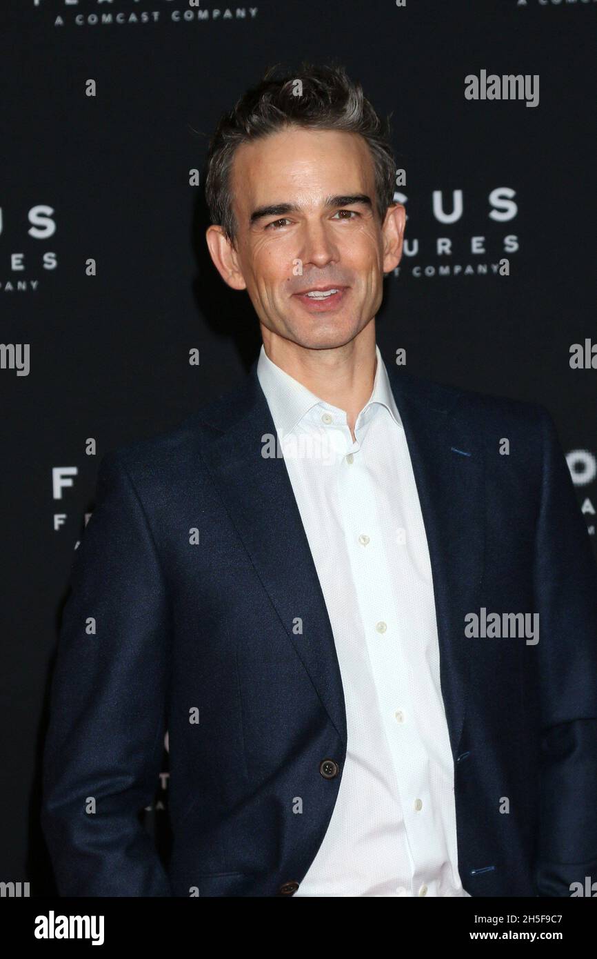 Los Angeles, CA. 8th Nov, 2021. Christopher Gorham at arrivals for ...
