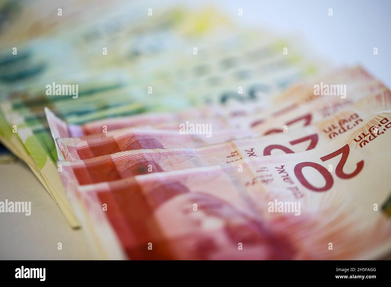 Shekel Banknotes High Resolution Stock Photography and Images - Alamy
