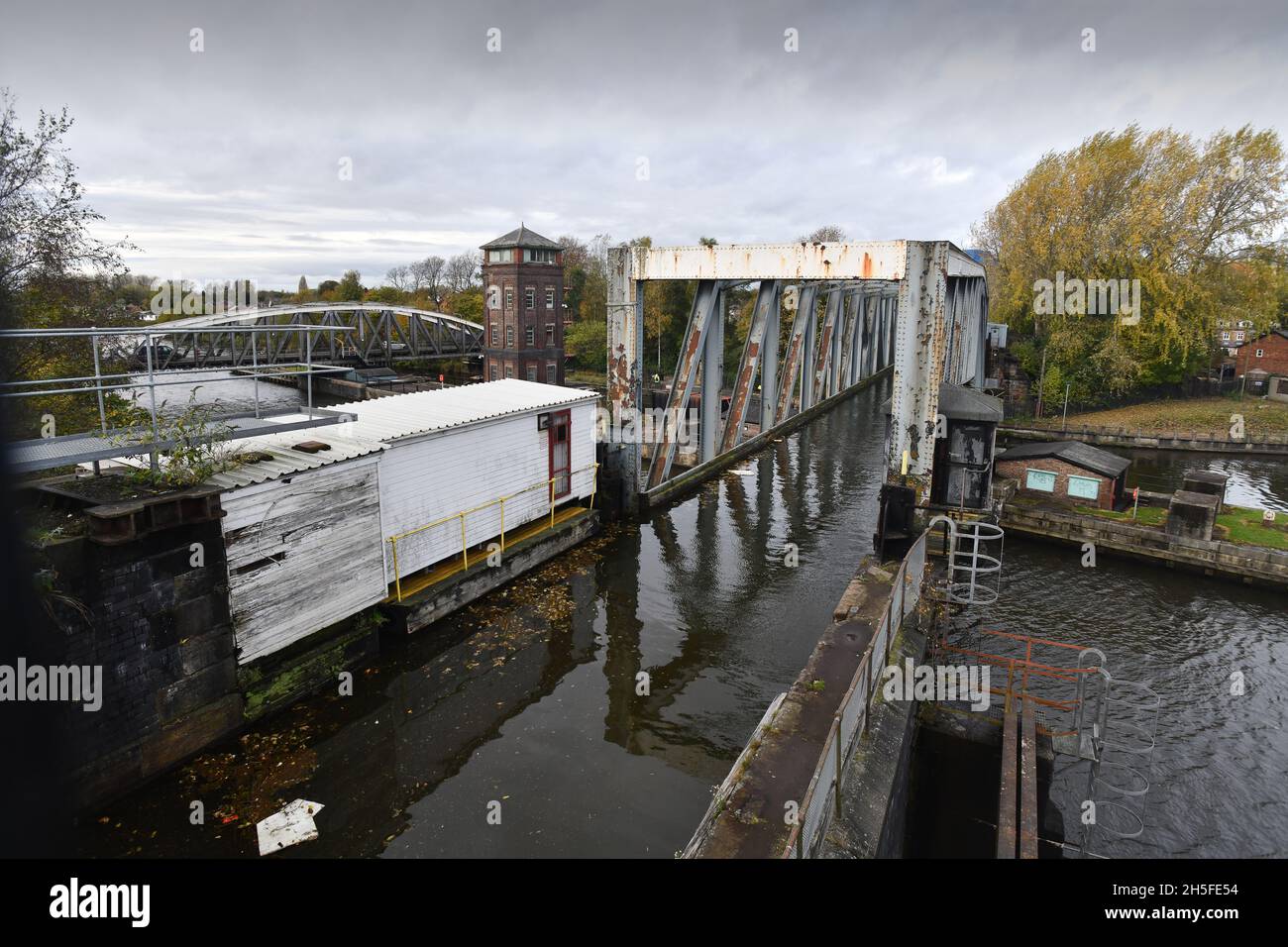 The Barton Swing Aqueduct a moveable navigable aqueduct carrying the ...