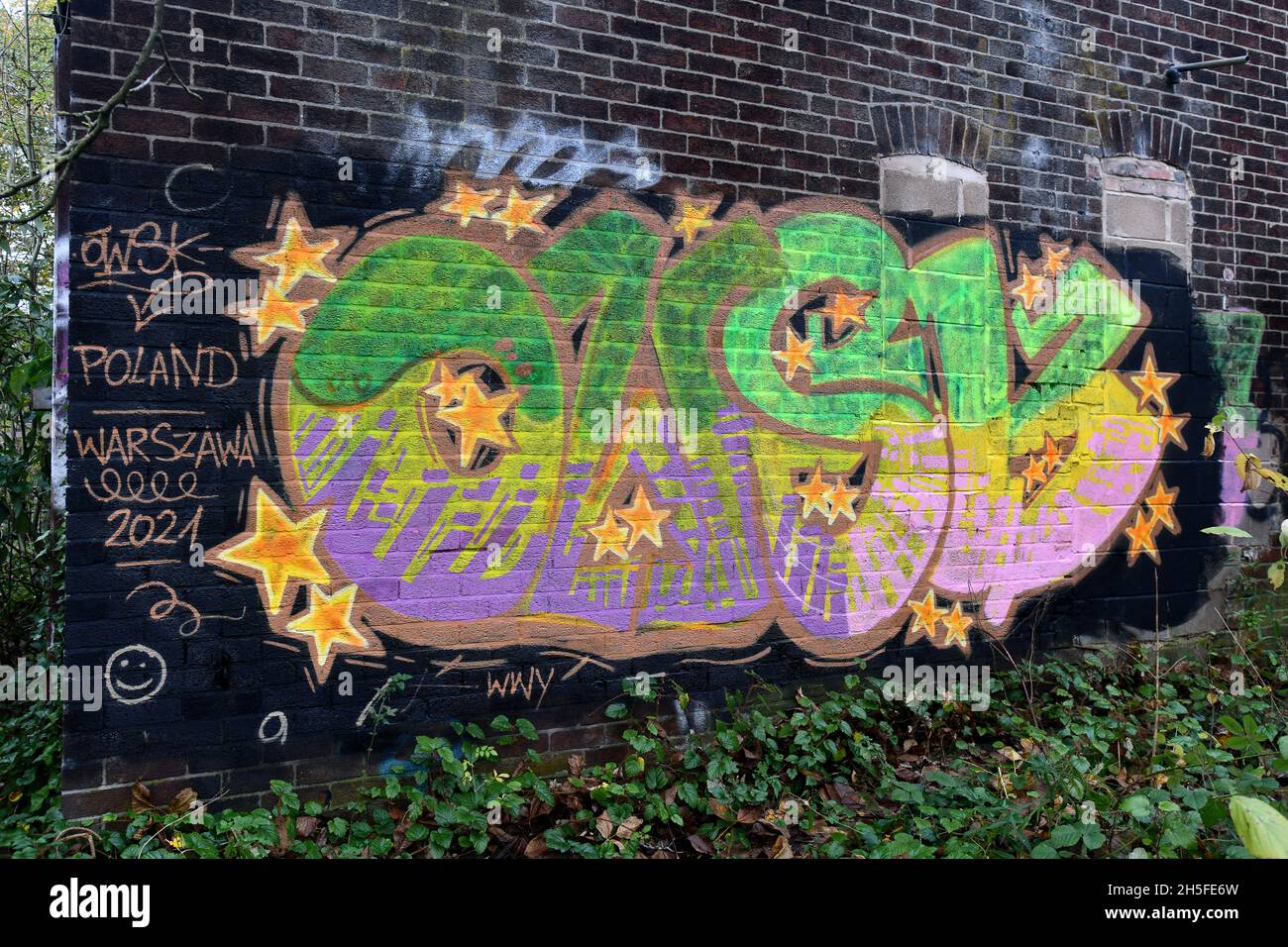 Graffiti street art manchester hi-res stock photography and images - Alamy