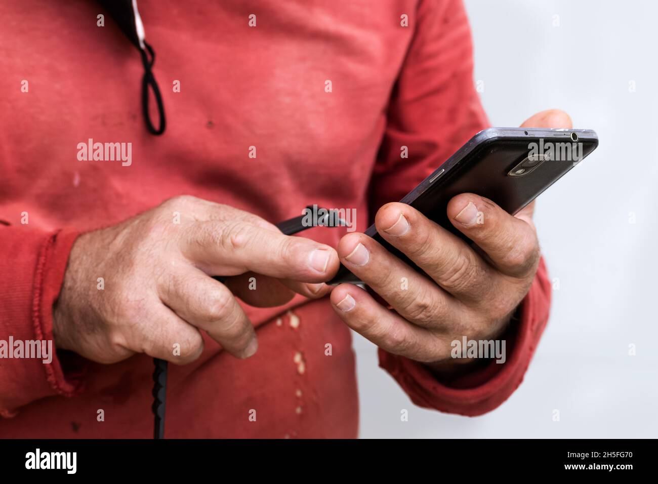 Long fingers hands man hi-res stock photography and images - Alamy