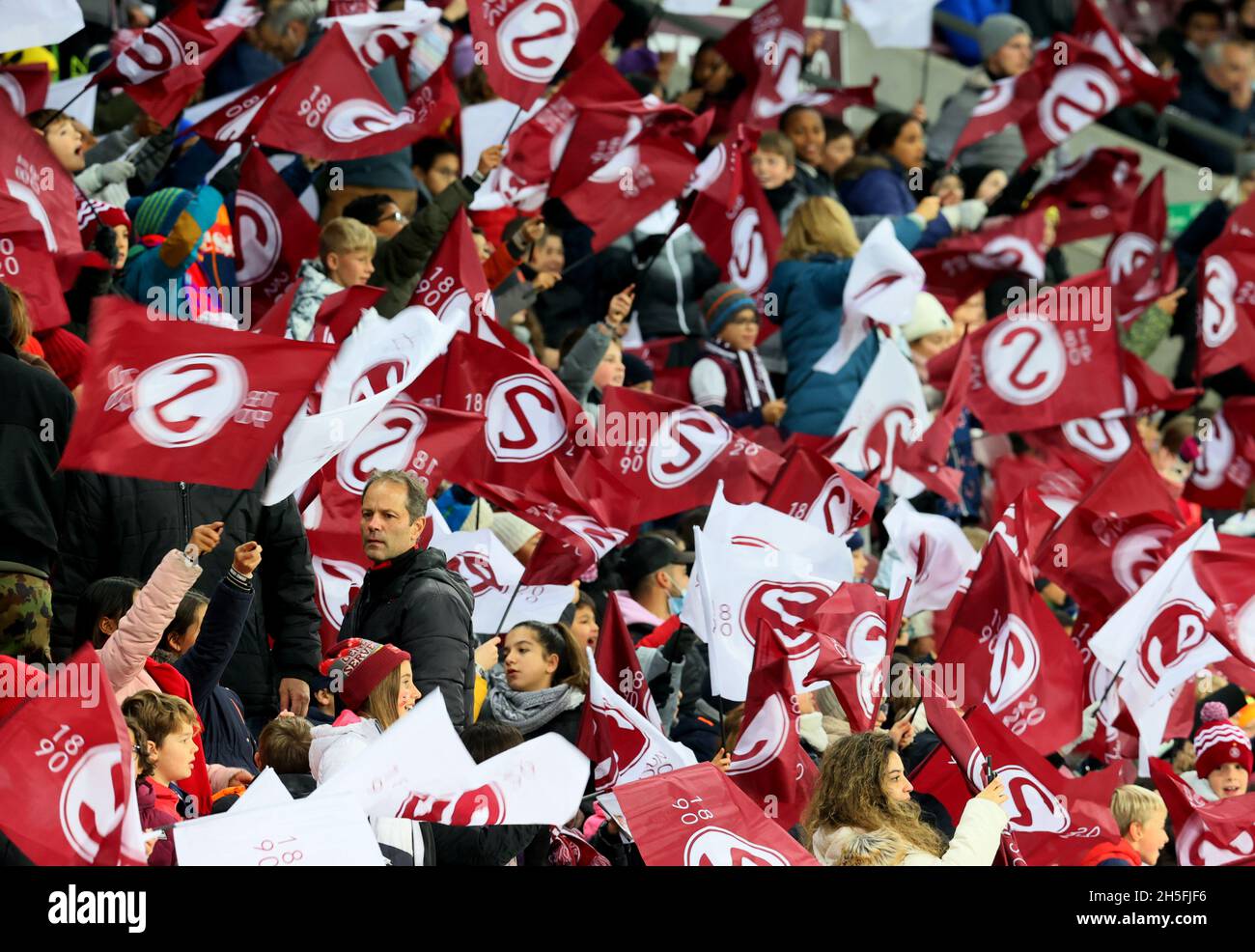 Chelsea fans with their flags hi-res stock photography and images - Alamy